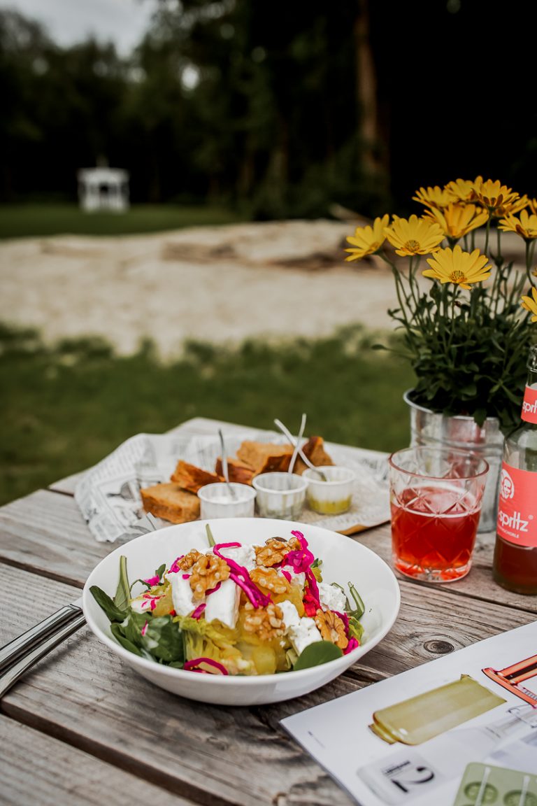 Home | Blokhut Sparjebird I Lunchroom in Friesland unieke locatie Hemrik